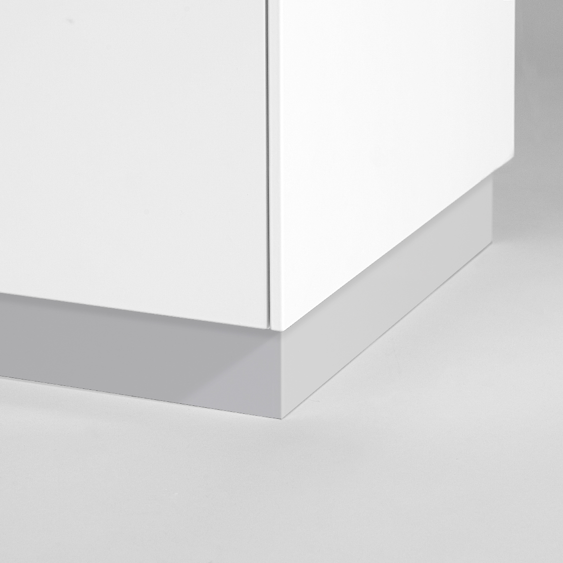 Sideboard plinth | PLINTH | Superfront